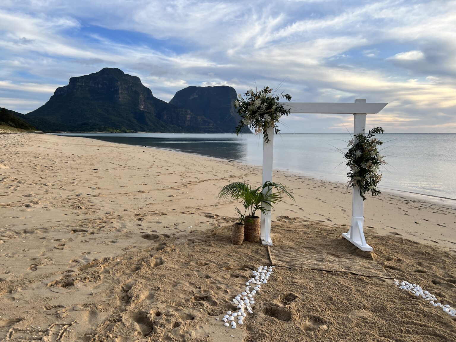 Island Picnics, Platters, Weddings, Events, Babysitting - Love Lord Howe